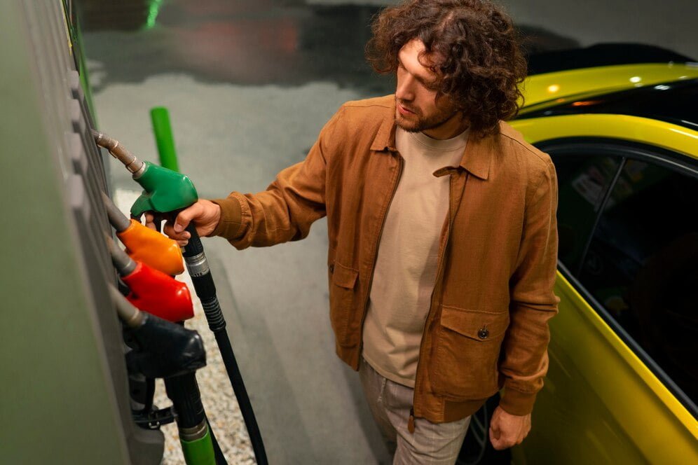 Gas Mileage (MPG) Calculator Gas Mileage (MPG) Calculator